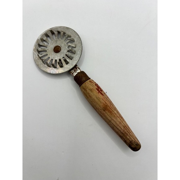Kitchen | Vintage Pie Crimper Pastry Jigger Wheel Cutter Dough Divider ...
